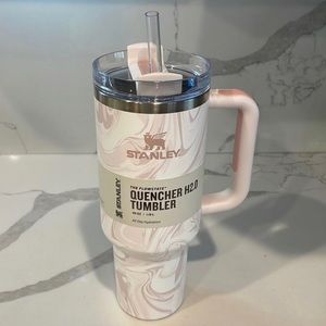 Stanley | Dining | Nwt Rare Rose Quartz Swirl Stanley No Longer ...